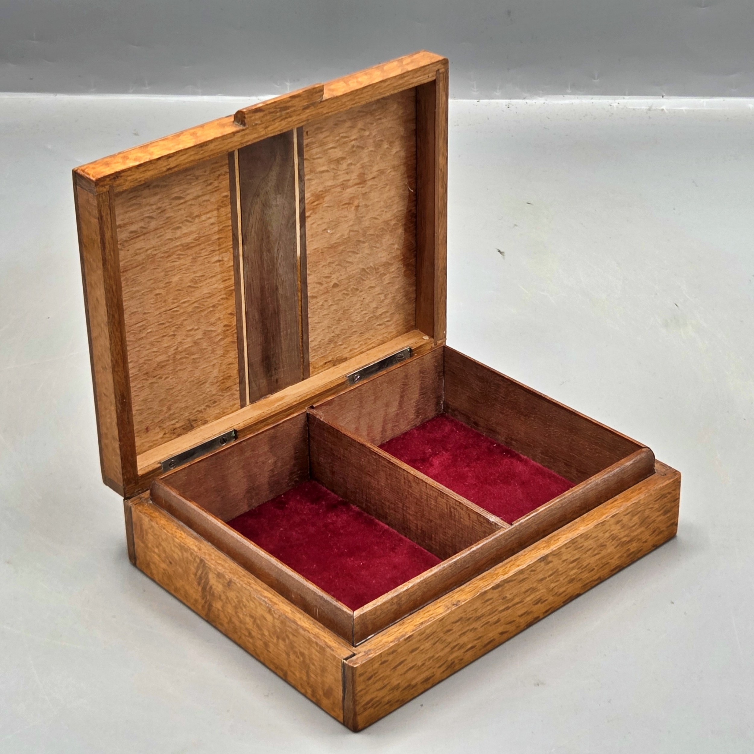 Art Deco Lacewood & Walnut Trinket / Jewellery Box.
