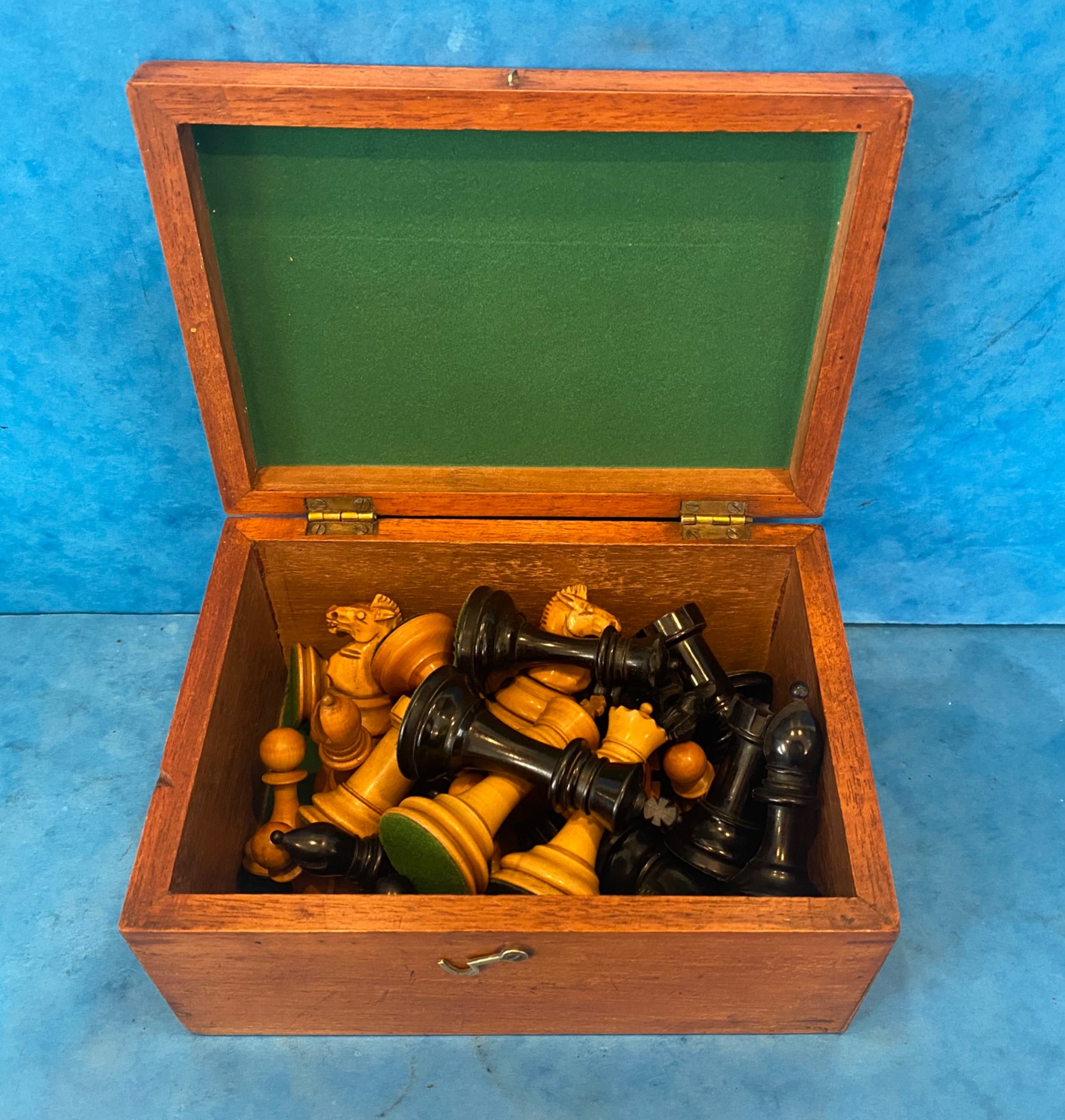 Victorian Boxwood & Ebony Stauntonstyle Chess Set.